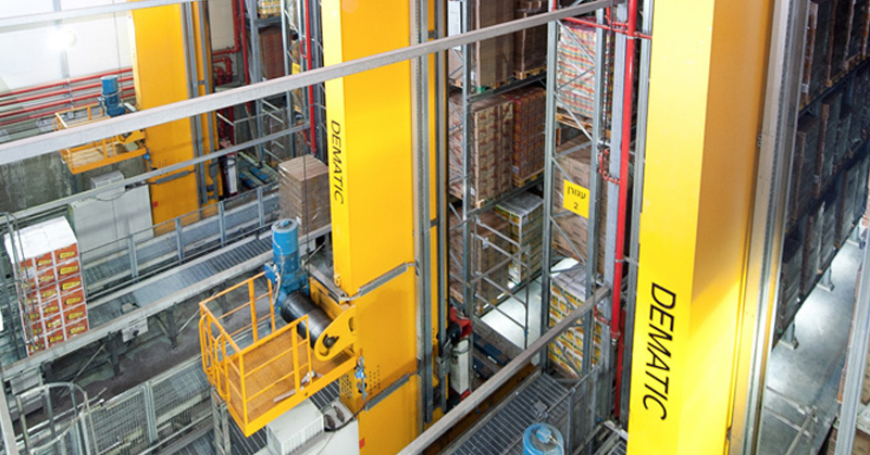 Hyllystöhissit kuormalavoille